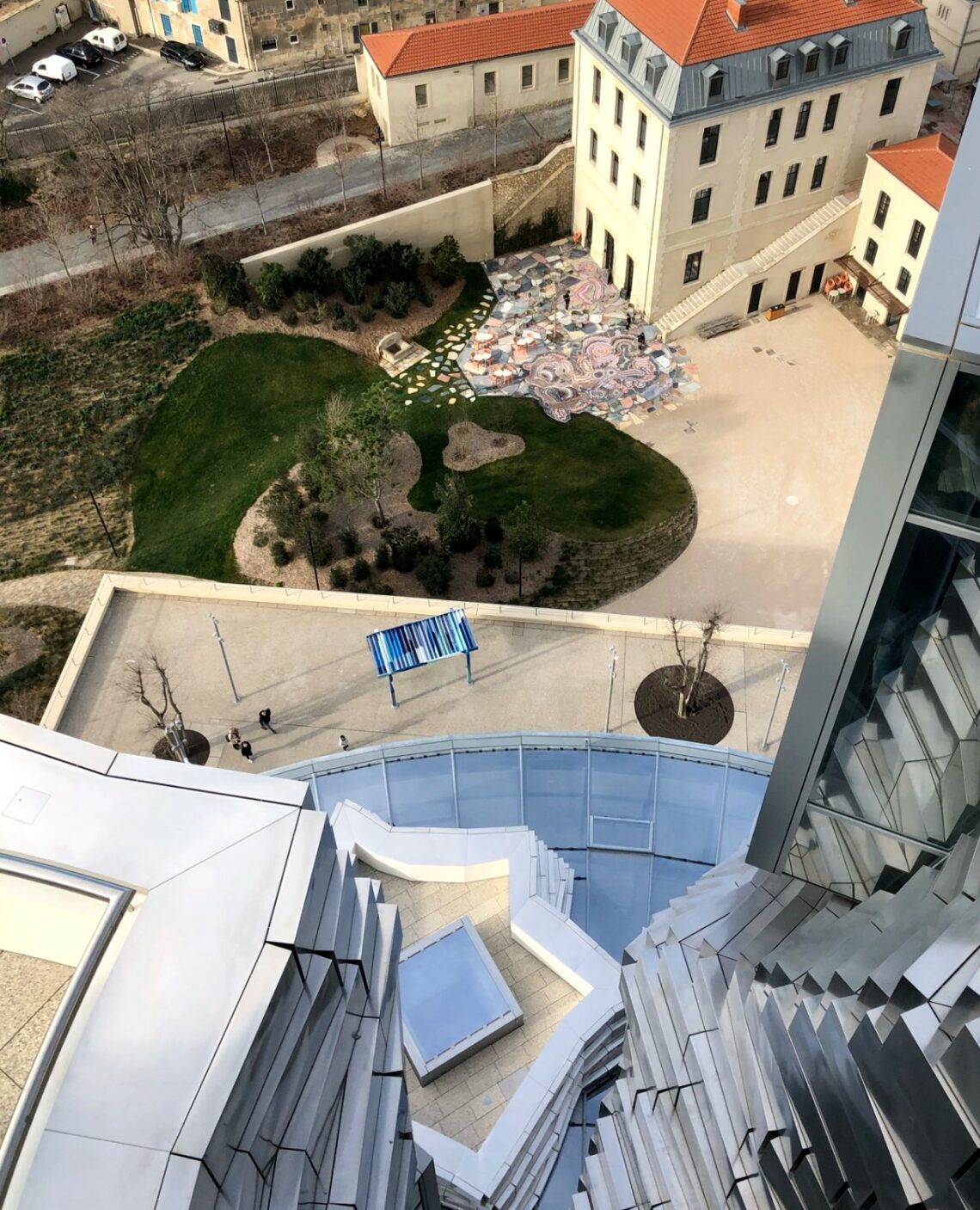 Fondation Luma à Arles : merci Maja Hoffmann et Frank Gehry ! - Gomet'