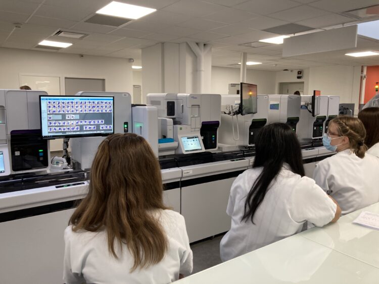 [Santé] Biogénopôle : le dernier cri des laboratoires d'analyses à la ...