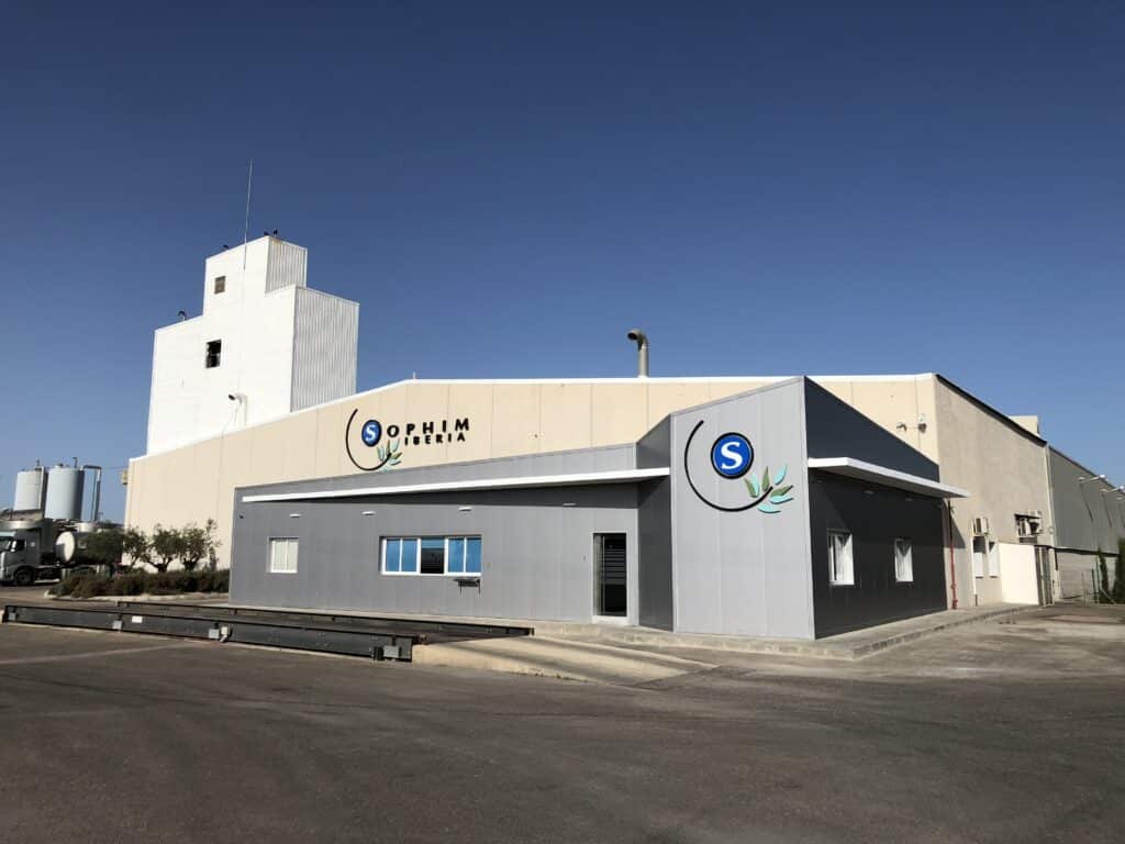 Sophim (04) lève 20 millions pour doubler sa capacité de production en ...