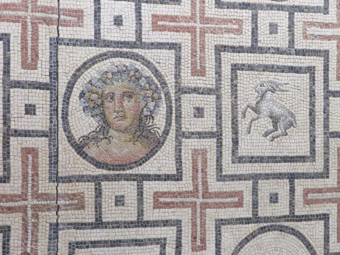 Aix-en-Provence retrouve ses extraordinaires mosaïques antiques - Gomet'